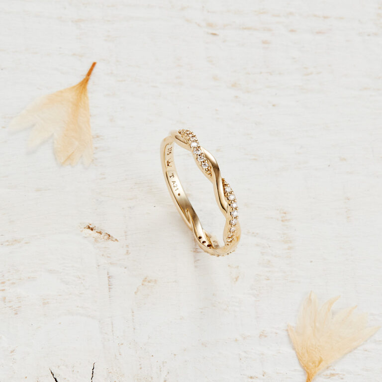 Cornwall Gold - Tolgus Celebration Diamond Twist Ring